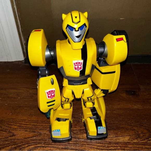 Hasbro | Toys | Transformers Bumblebee Cyber Speed Bot Yellow Robot ...